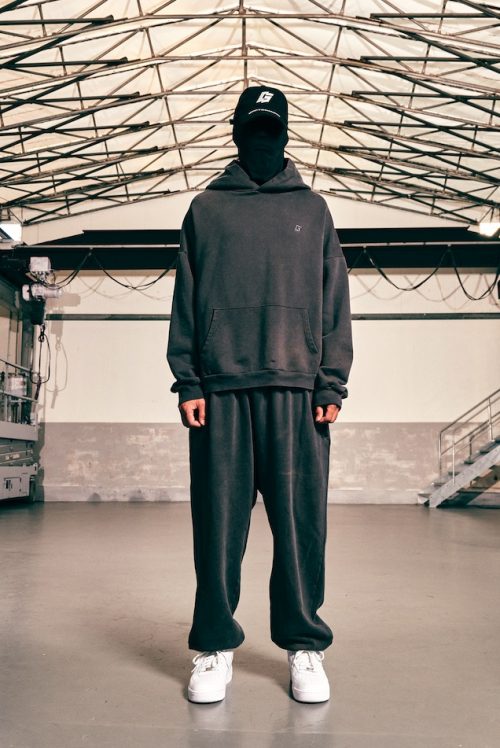 BTS・ジョングクの兄が展開するアパレルブランド「GRAFFITIONMIND」による待望のセカンドブランド「GRFT」を「60%」で先行発売 ...