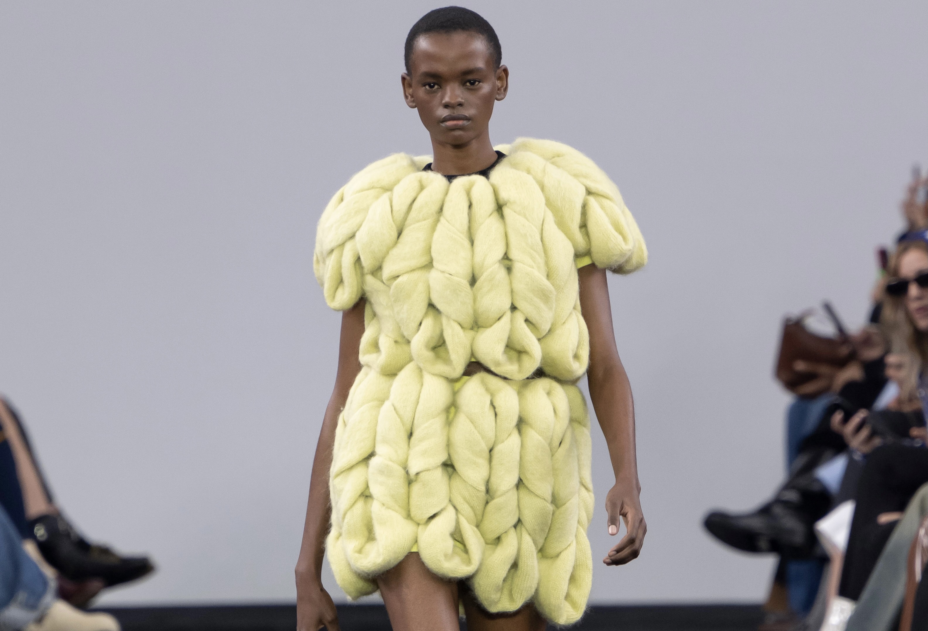 JW ANDERSON2024年秋冬ウィメンズコレクションneol.jp | neol.jp